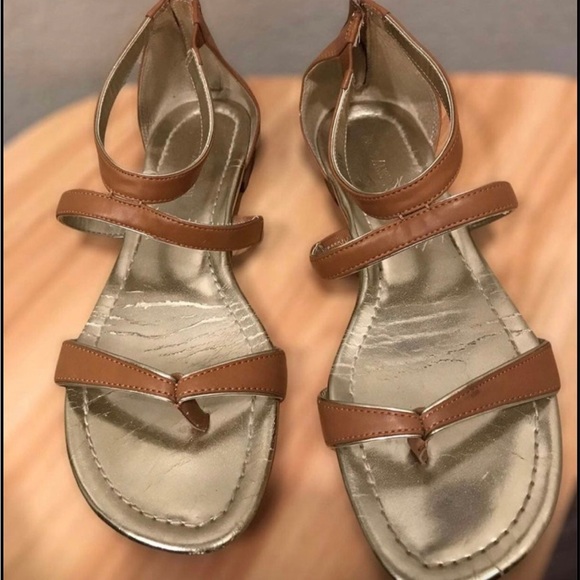 Enzo Angiolini | Shoes | Enzo Angiolini Tan Sandals Size 95 | Poshmark